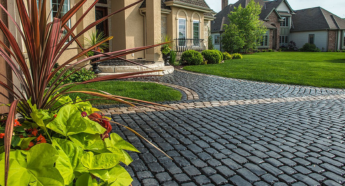 Unilock Courtstone | Nesbit's Landscape Supply