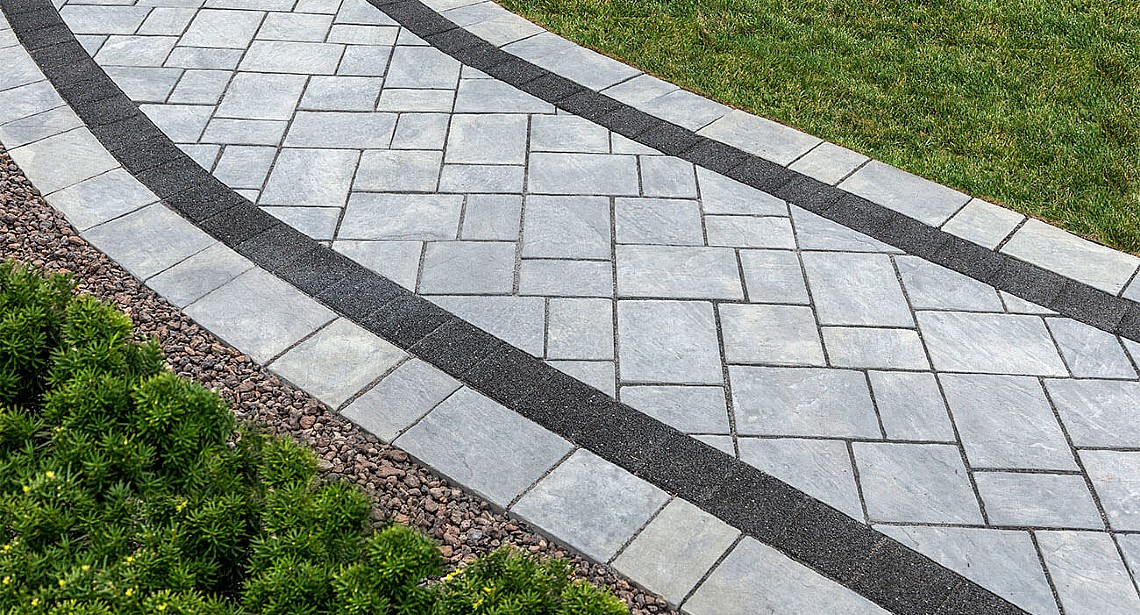 Unilock Richcliff | Nesbit's Landscape Supply