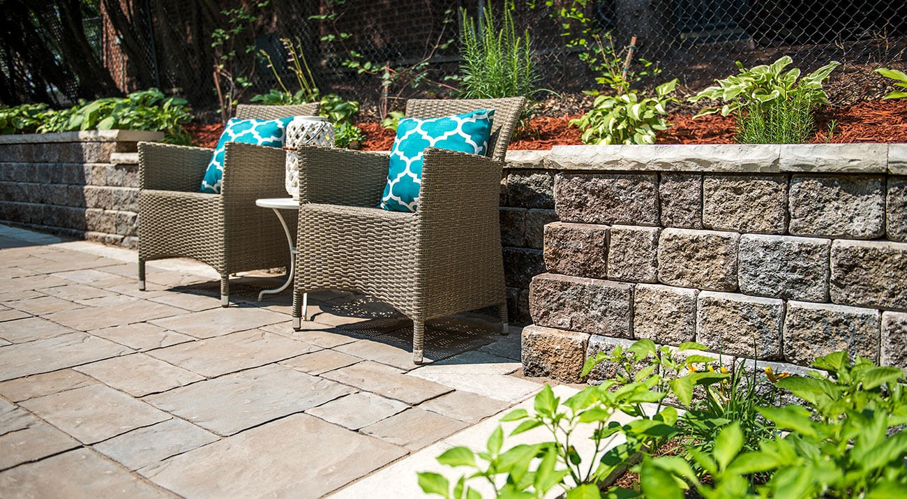 Unilock Pisa 2 Retaining Wall Unilock Retaining Walls | Iowa | Quick