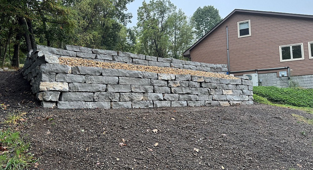 Boulder Wall | Nesbit's Landscape Supply